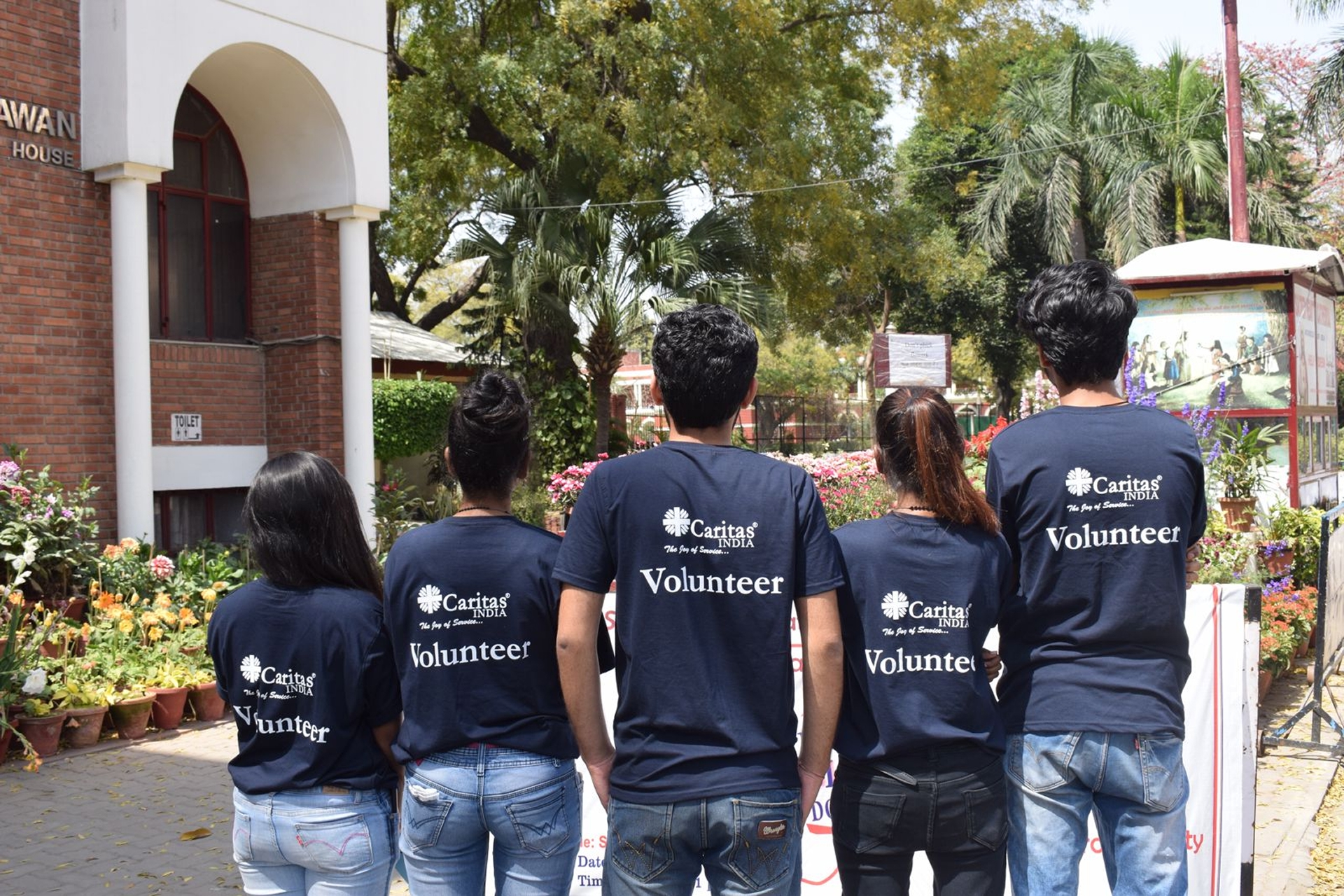 Volunteer & Internship | Caritas